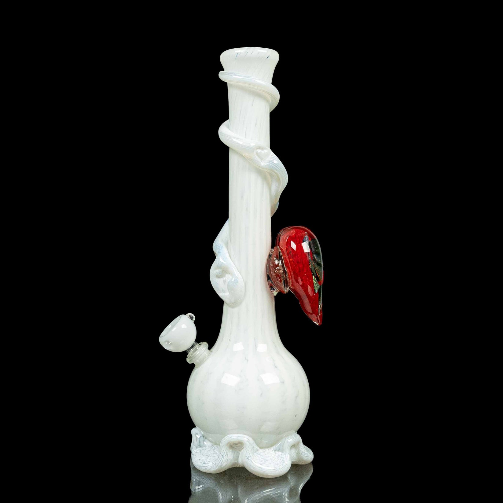 Red heart bong – Noble Glass Gallery