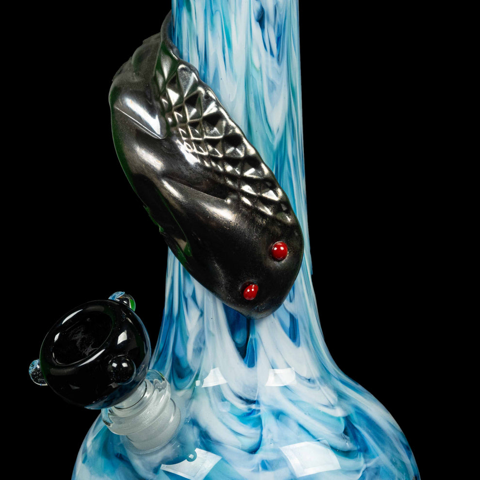 Snake bong – Noble Glass Gallery