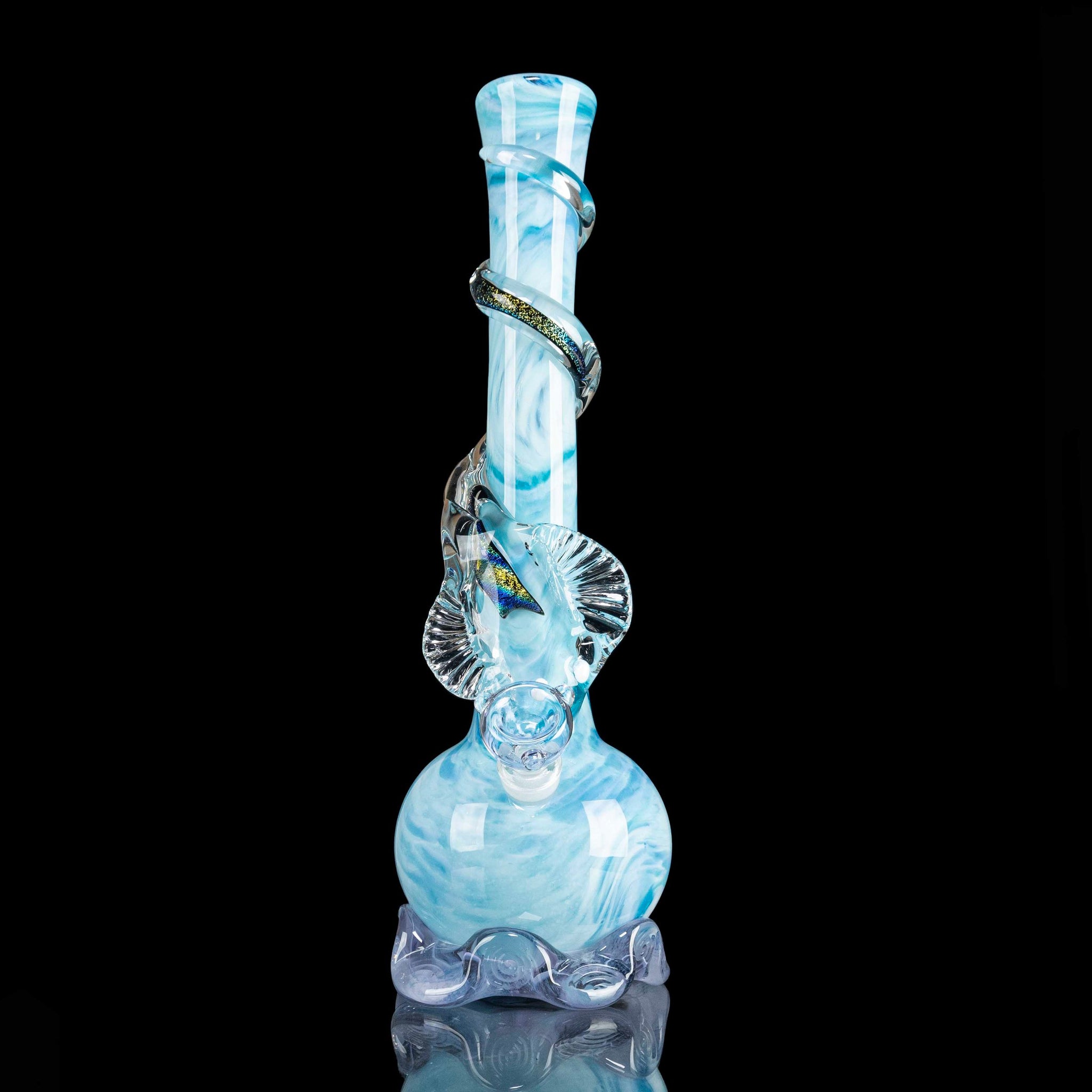 Manta Ray Ocean Themed Bong – Noble Glass Gallery