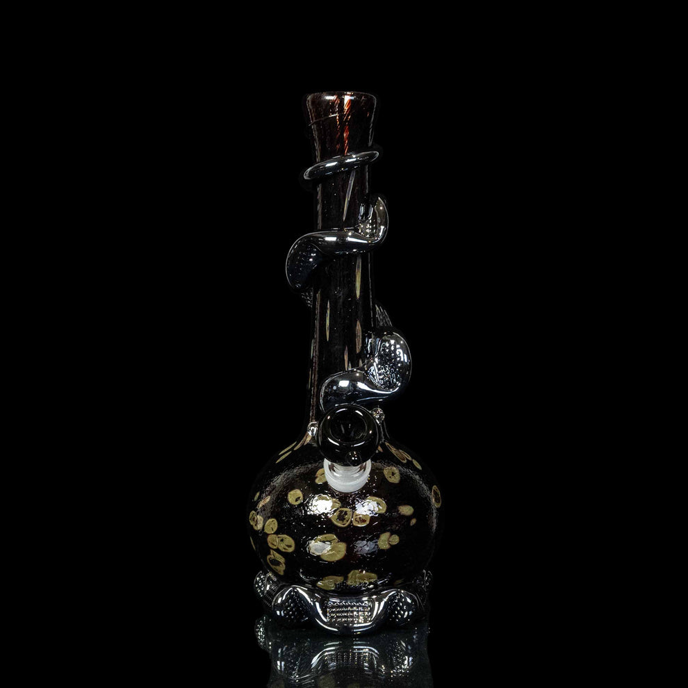 Obsidian Bong – Noble Glass Gallery